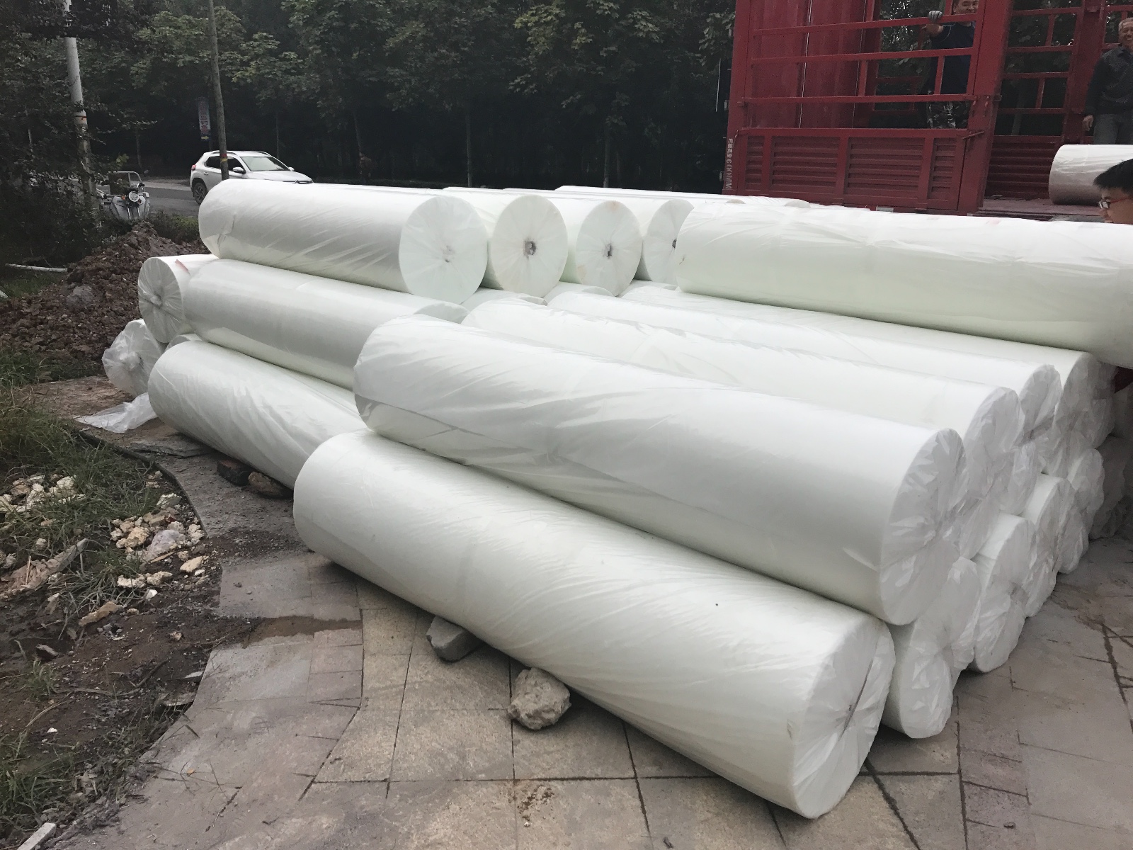 Polyester-Fiberglass Engineered Paving Mat